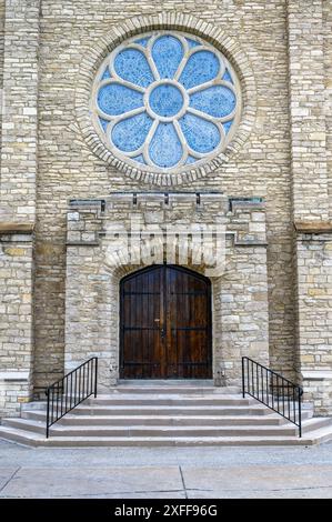 Mariners' Church Exterior Architecture, Detroit, USA Stock Photo - Alamy