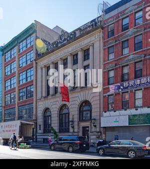 NYC Chinatown: Chatham Square Branch, New York Public Library, a NYC ...
