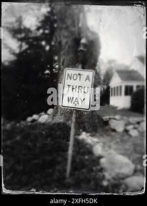 No Thru Road sign in North Bend, British Columbia, Canada Stock Photo ...