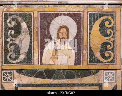 Domus in opus sectile of Porta Marina - from Ostia Antica, late 4th ...