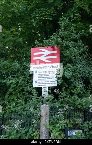 Dorchester West Station Stock Photo - Alamy