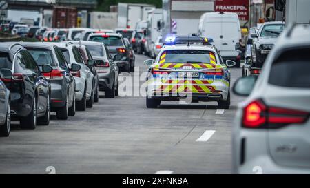 Autobahn, Unfall, Polizeieinsatz, Blaulicht, Verkehrsunfall, Stau ...