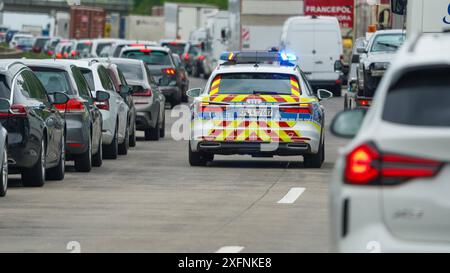 Autobahn, Unfall, Polizeieinsatz, Blaulicht, Verkehrsunfall, Stau ...