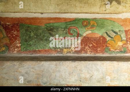 Mural of the green bird "Palace of Quetzalpapalotl" (Quetzalmariposa ...