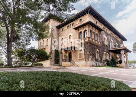 Marivent Palace, summer residence of the Spanish royal family, Cala ...