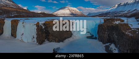 Frozen waterfall, Putoransky State Nature Reserve, Putorana Plateau ...