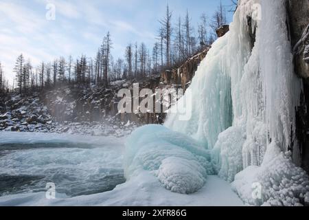 Frozen waterfall, Putoransky State Nature Reserve, Putorana Plateau ...