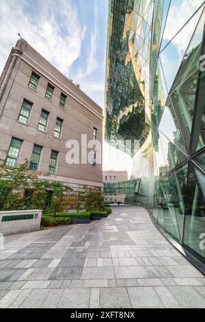 Seoul, Korea - Old City Hall (Seoul Metropolitan Library). Date: 1930s ...