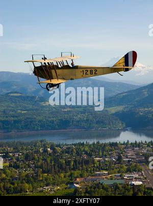 Curtiss Jenny flying over Hood River Valley, Oregon Stock Photo - Alamy