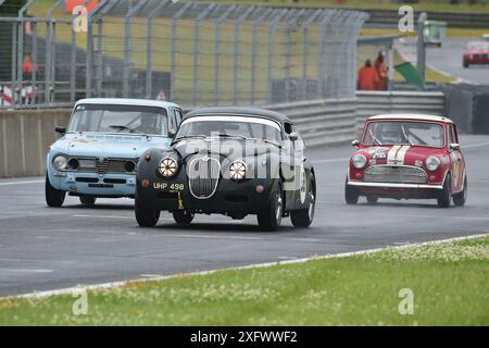 Marc Gordon, Jaguar XK150S, HRDC Jack Sears Trophy for 1958-1966 ...