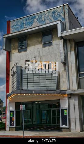 The State Theater in downtown Springfield Ohio 2024 Stock Photo - Alamy