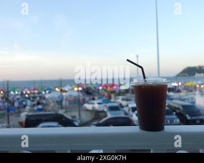 Iced coffee that looks great and tastes delicious Stock Photo - Alamy
