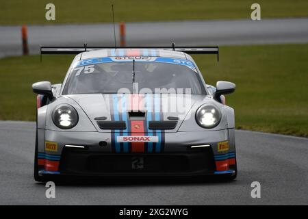 Keith Bush in Team Parker Racings Porsche 911 GT3 cup Stock Photo - Alamy