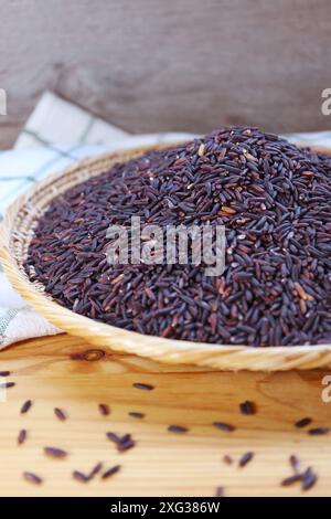 Thai riceberry on the basket Stock Photo - Alamy