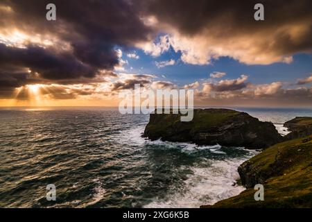 Long exposure from the cliffs of breaking waves on a sunny, spring day ...