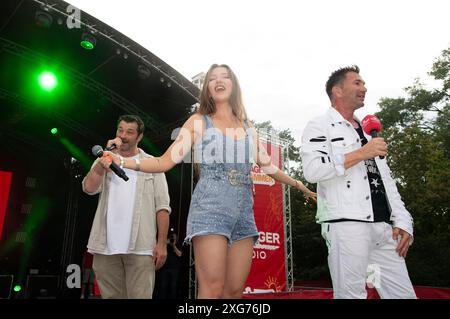 Lucas Cordalis, Achim Petry und Joelina Drews beim SchlagerHammer 2024 ...