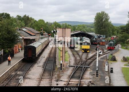Buckfastleigh Station on the South Devon Railway heritage line, Devon ...