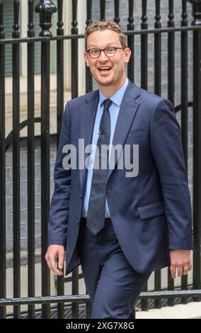 Chief Secretary to the Treasury Darren Jones arrives in Downing Street ...