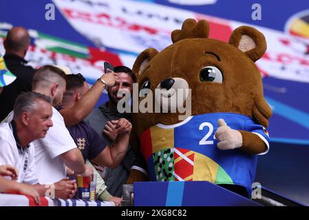 Albart Mascotte of Uefa Euro 2024 the Uefa Euro 2024 round of 16 match ...