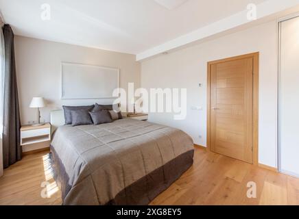 Luxurious Bright Bedroom With Comfortable King Size Bed and Modern ...