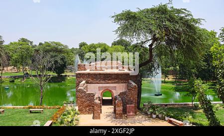 Metcalfe's Boathouse, Mehrauli Archaeological Park, Delhi, India, South ...