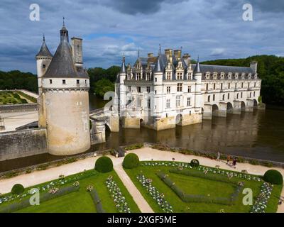 Aerial view of Chateau de Chenonceau Stock Photo - Alamy