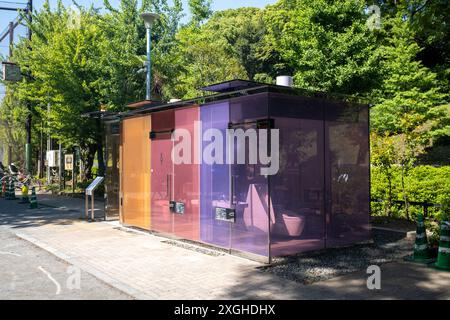 Public Toilet with Translucent Glass Walls by Shigeru Banin Yoyogi ...