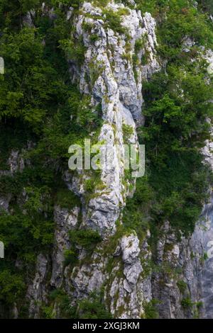 Limestone Cliff Formations in The Plitvice Lakes National Park, Croatia ...