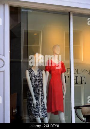 Shop windows Dublin Southern Ireland Stock Photo - Alamy