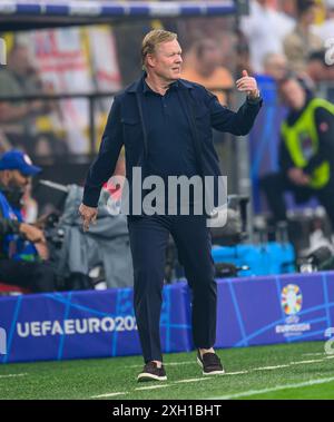 Dortmund - Holland coach Ronald Koeman disappointment after the UEFA ...