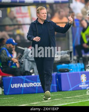 Netherlands Head Coach Ronald Koeman reacts and gestures during the ...
