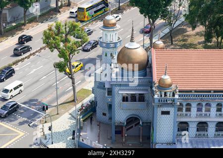 10 October 2019, Singapore, Singapore: Malabar Mosque Around Lavender ...