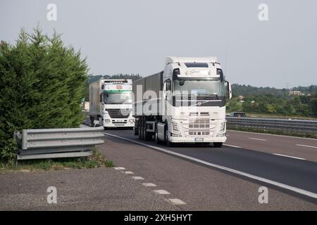 Autostrada A4 Turin-Trieste in Italy © Wojciech Strozyk / Alamy Stock ...