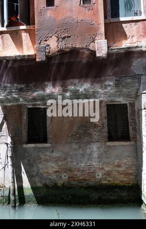 Decaying Building, Venice, Italy Stock Photo - Alamy