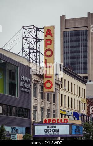 The Iconic Apollo Theatre Sign in Harlem New York City Stock Photo - Alamy