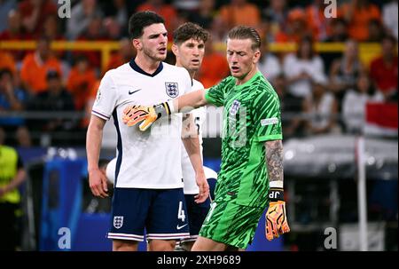 Declan Rice of England and Jordan Pickford of England after the England ...