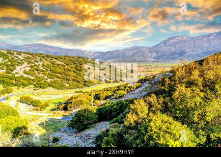 Windmills of Seli Ambelou Lassithi Plateau, Island Creta, Greece Stock ...