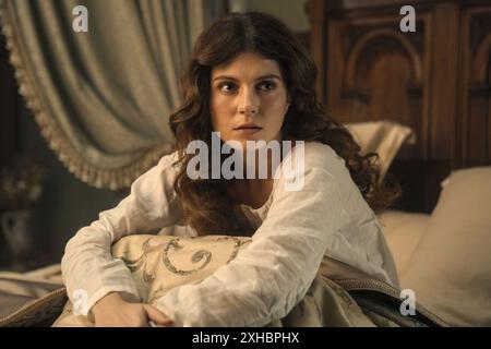 My Lady Jane Emily Bader Stock Photo - Alamy
