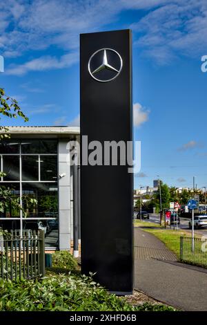 Mercedes-Benz dealership. Car showroom and forecourt, Nottingham ...