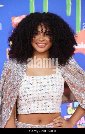 Jaidyn Triplett attends Nickelodeon Kids' Choice Awards 2024 at Barker ...
