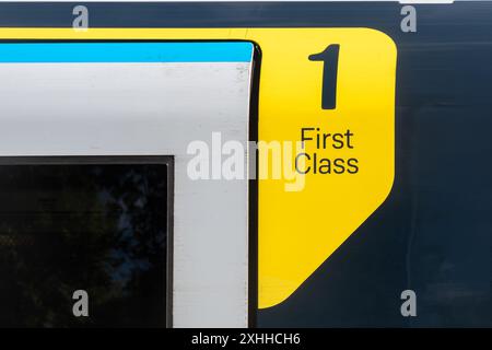 First Class carriage of Southern train, Surrey Stock Photo - Alamy