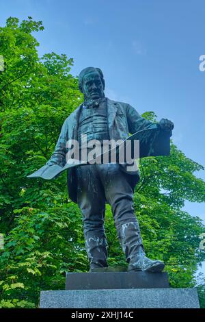Statue to David Davies, founder of Barry Docks, at Llandinam, near ...