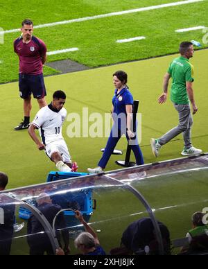 England's Jude Bellingham kicks a bin in frustration following the UEFA ...