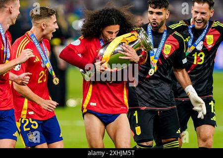 BERLIN, GERMANY - JULY 14: David Raya celebrate with a trophy during ...