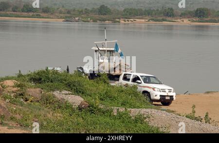 River Niger at Lokoja, Kogi State, Nigeria, Africa. River Niger, one of ...