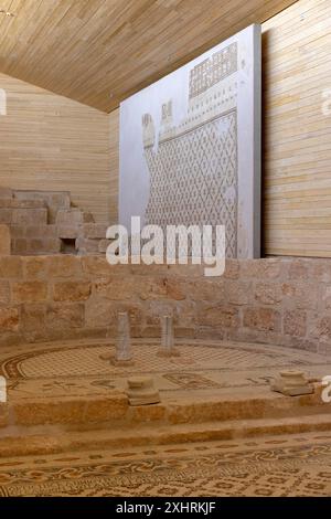 Chapel of the Theotokos in the side aisle, Moses Chapel, Mount Nebo ...