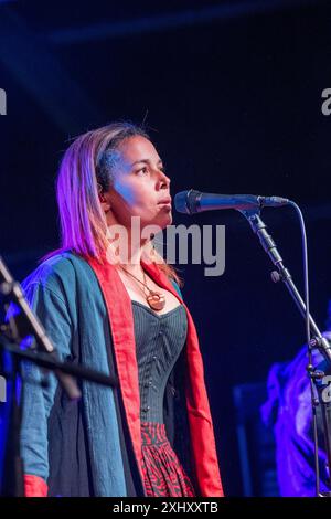 Grammy award and Pulitzer prize winner American singer-songwriter ...