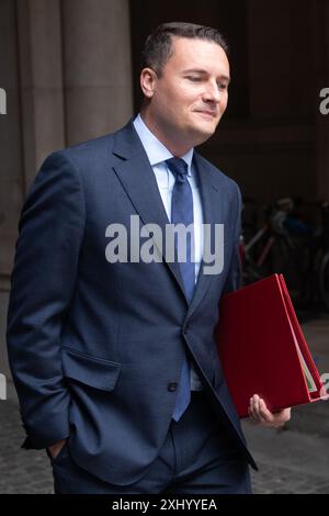 Wes Streeting (Health Secretary), arrives at Downing Street, London, to ...