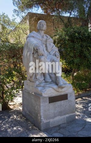 King Dom Manuel I Statue at Saint George Castle (Castelo de Sao Jorge ...