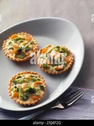 Vegetable savoury tartlet Stock Photo - Alamy